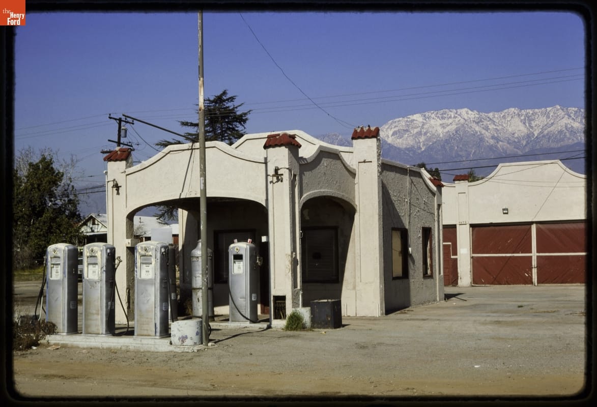 Richfield Station, Cucamonga, California, 1977