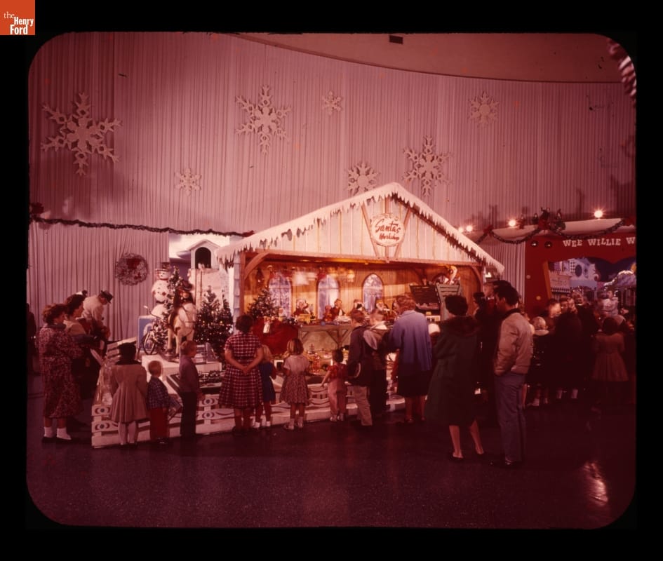 Viewing Santa's Workshop at the Ford Rotunda Building, Dearborn ...